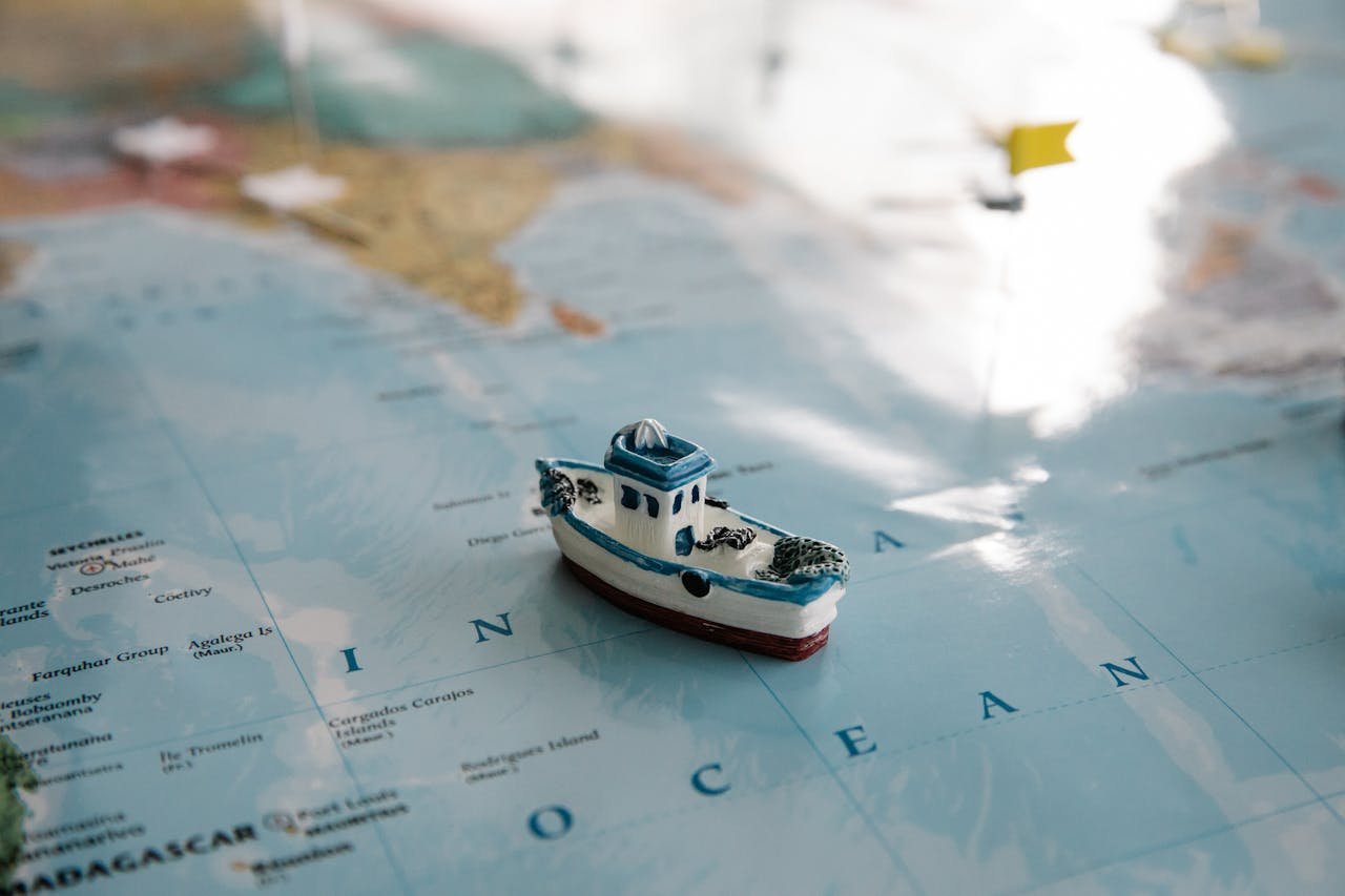 A Beginner's Guide to Navigating the World of Shipping | Corp to Corp